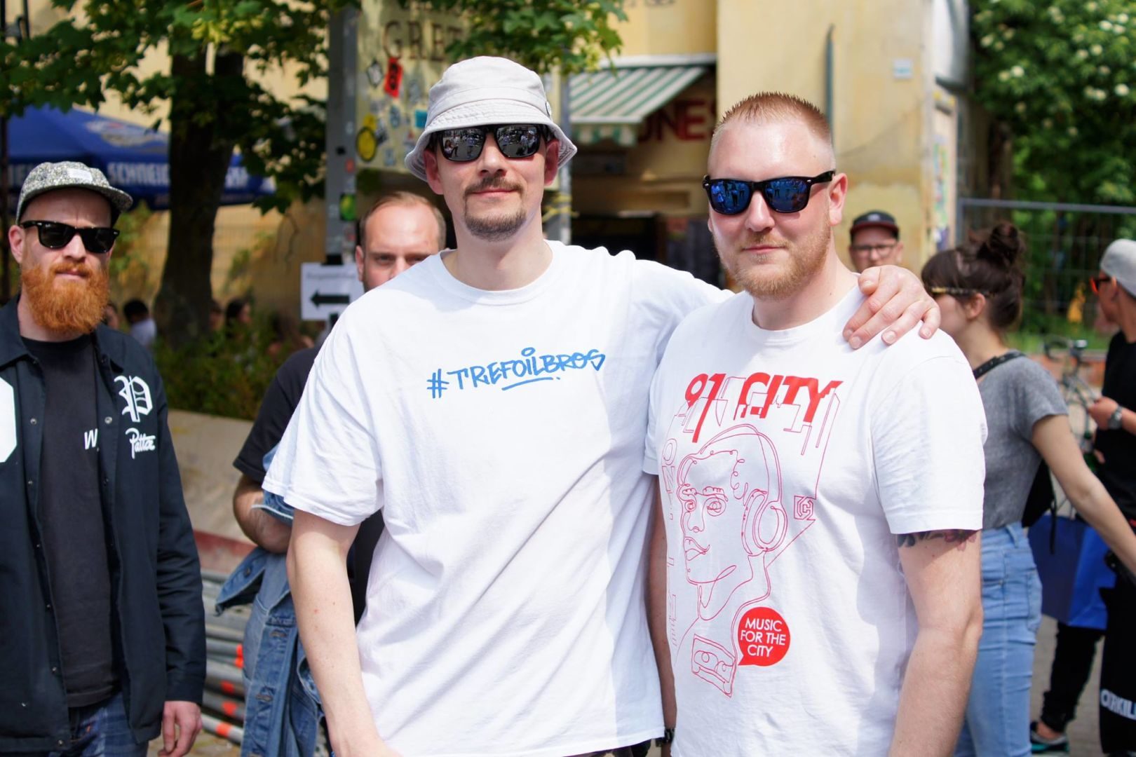 Sapeur OSB im Gespräch mit dem Adidas Sammler Azzido | Sapeur - One ...